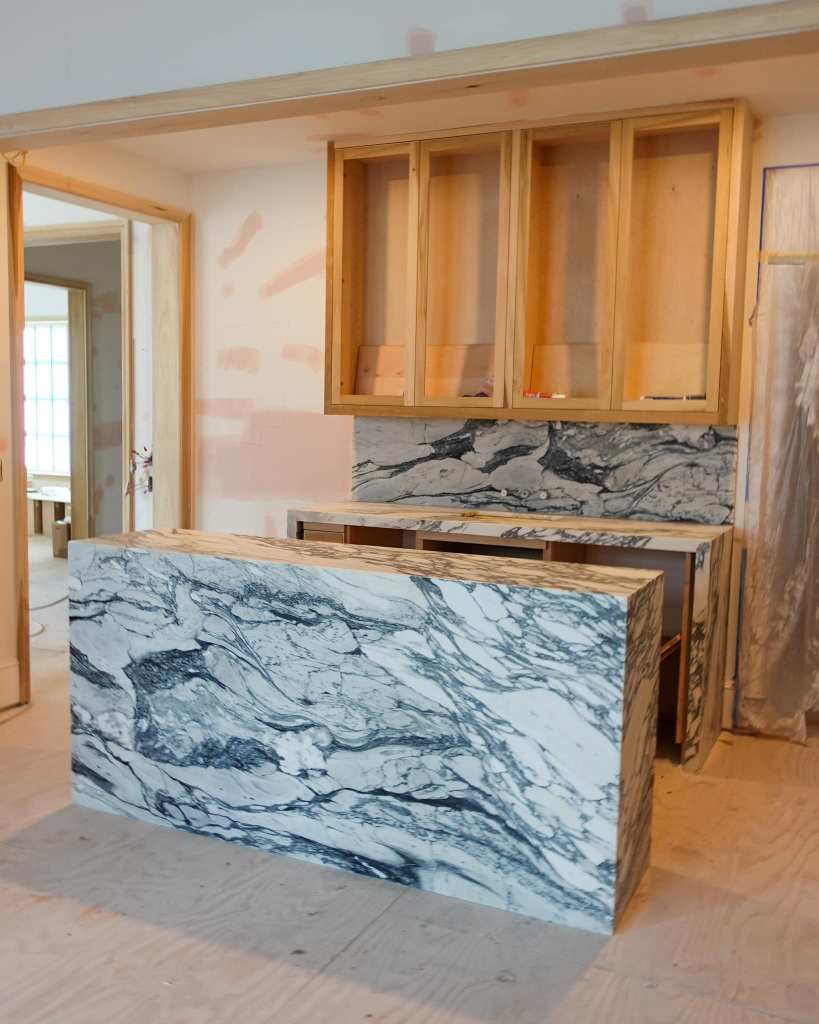 Residential Bar Area Projects - Yellowstone Marble & Granite